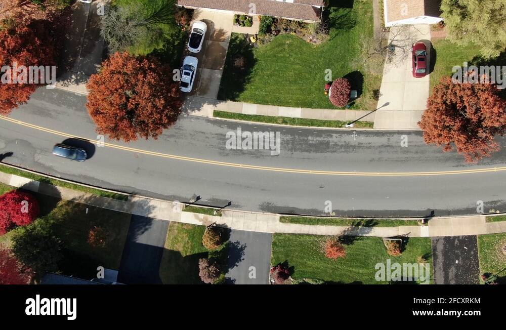 Street winding Stock Videos & Footage - HD and 4K Video Clips - Alamy