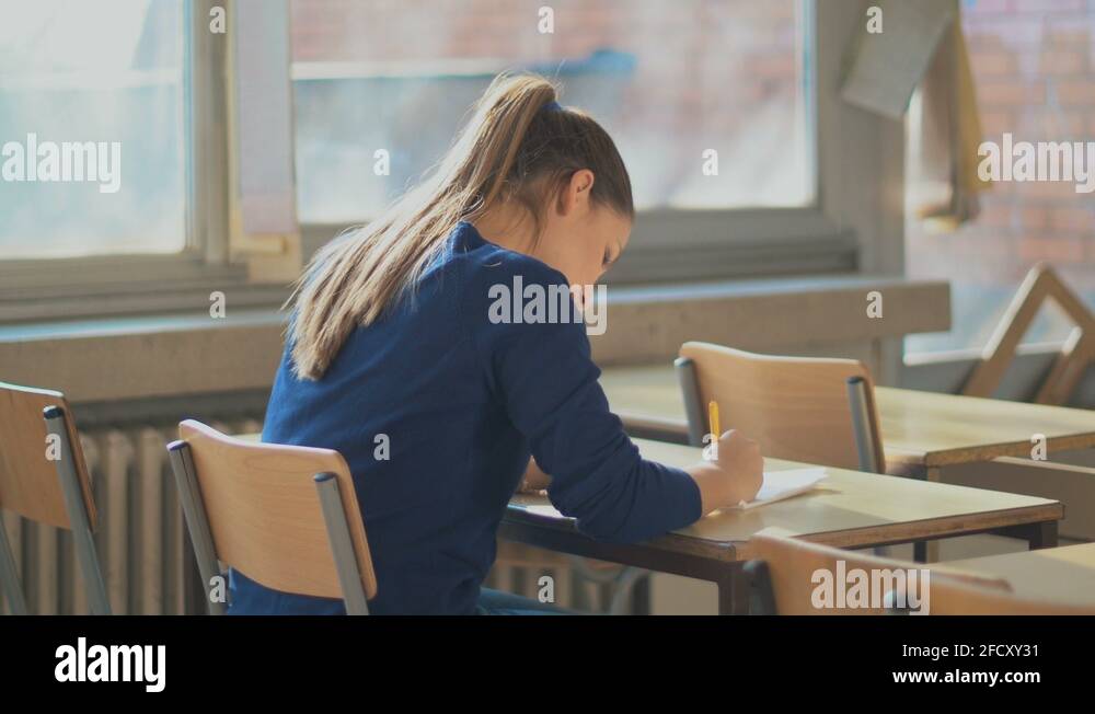 Freshman classroom Stock Videos & Footage - HD and 4K Video Clips - Alamy