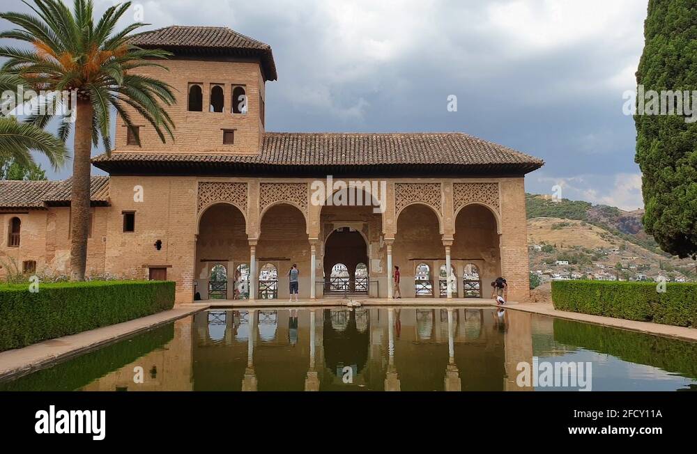 Portico palace Stock Videos & Footage - HD and 4K Video Clips - Alamy