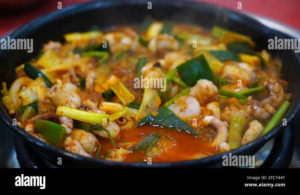 Gochujang bulgogi Stock Videos & Footage - HD and 4K Video Clips - Alamy
