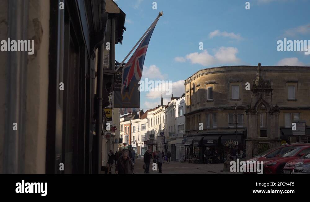 Flags of the crown Stock Videos & Footage - HD and 4K Video Clips - Alamy