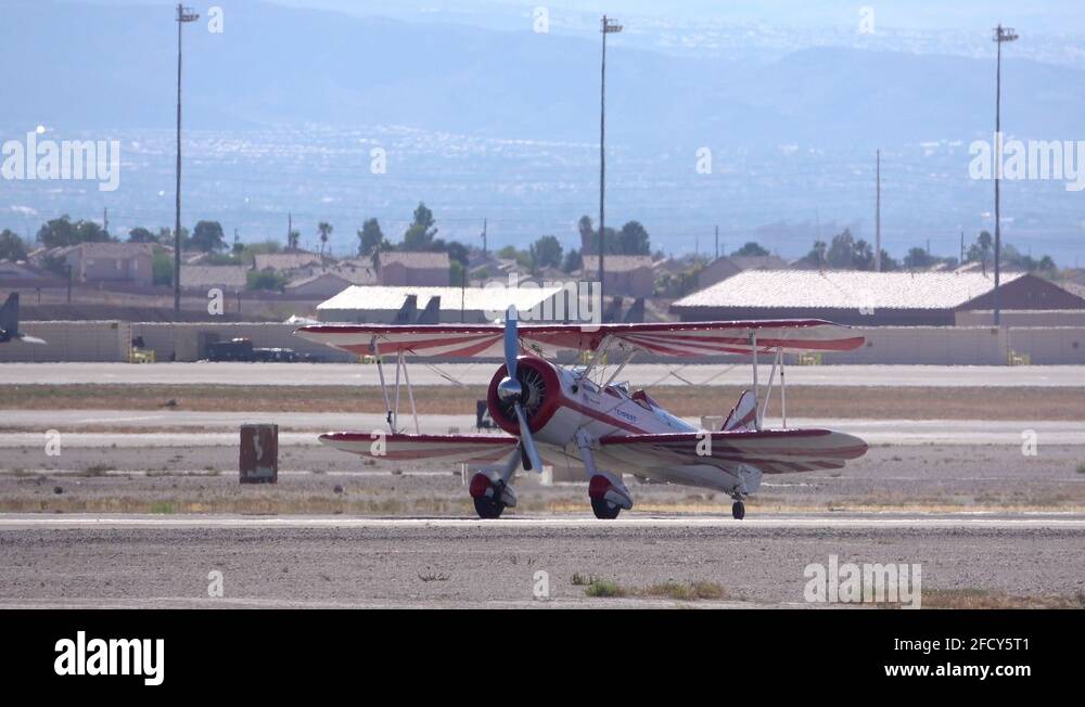 Boeing model Stock Videos & Footage - HD and 4K Video Clips - Alamy