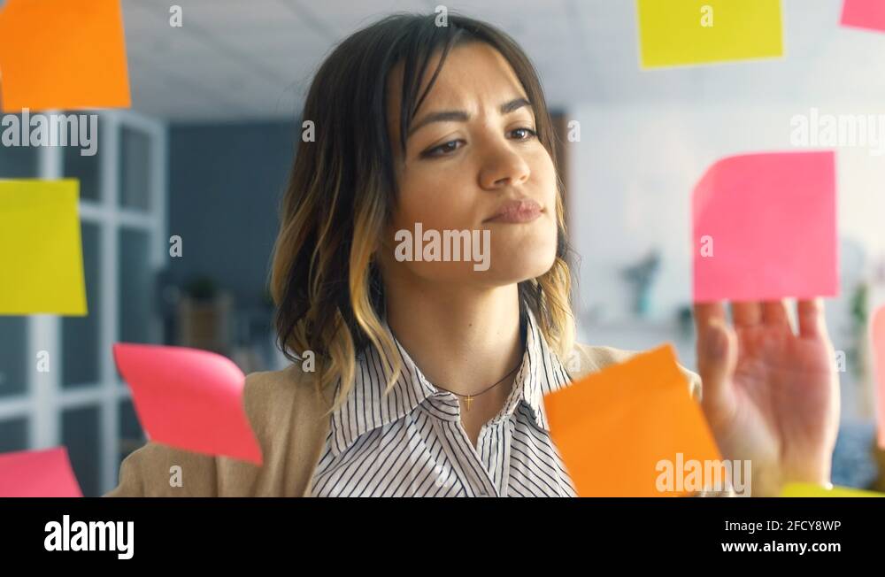 Business Womman Using Sticky Notes Brainstorming Problem Solving ...
