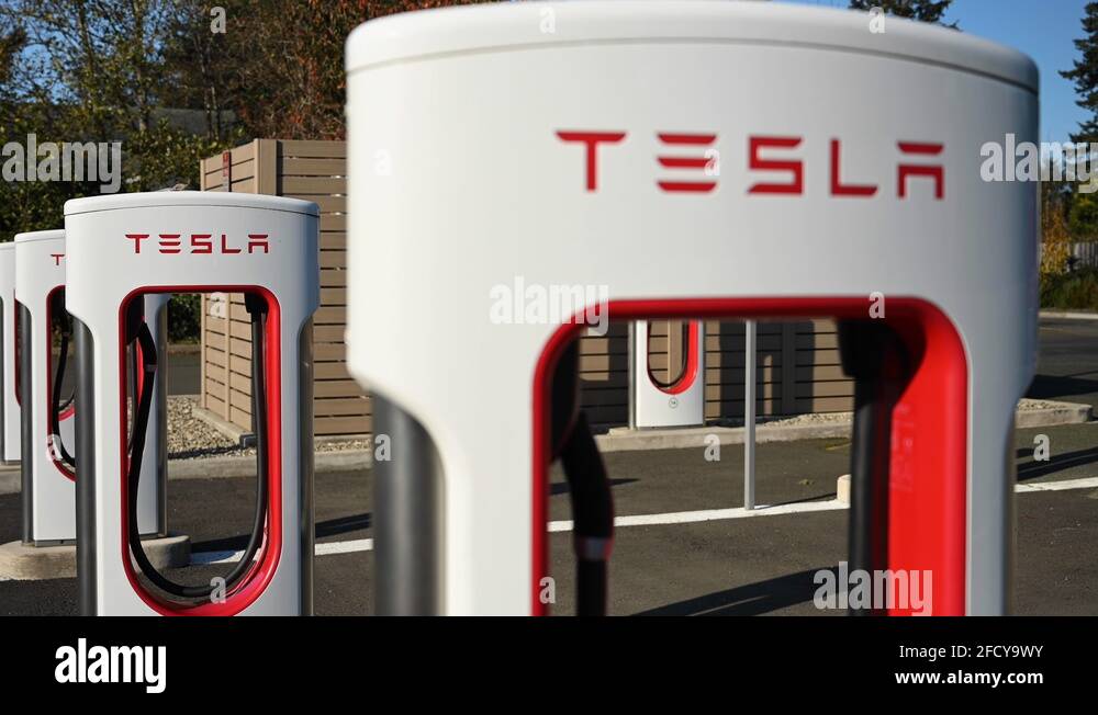 Tesla charge station Stock Videos & Footage - HD and 4K Video Clips - Alamy