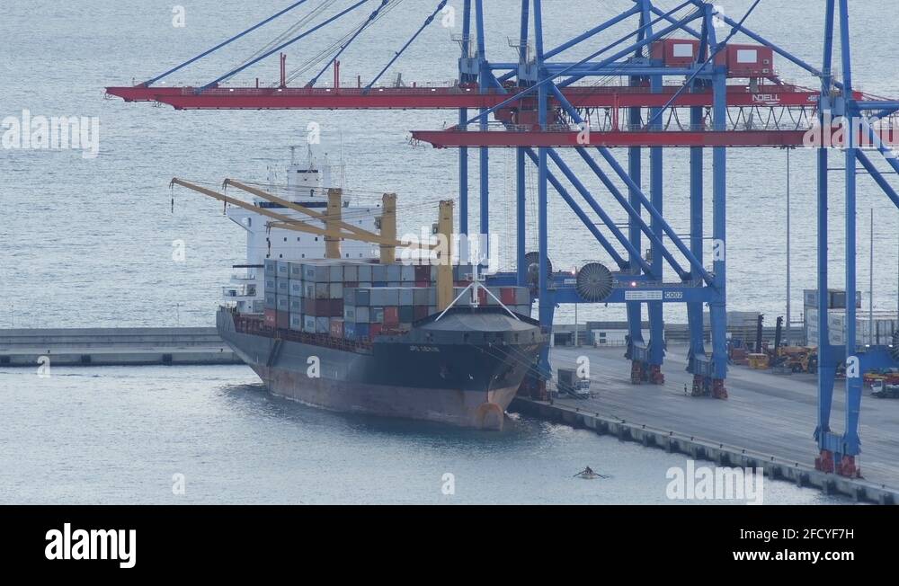 Loading sailing Stock Videos & Footage - HD and 4K Video Clips - Alamy