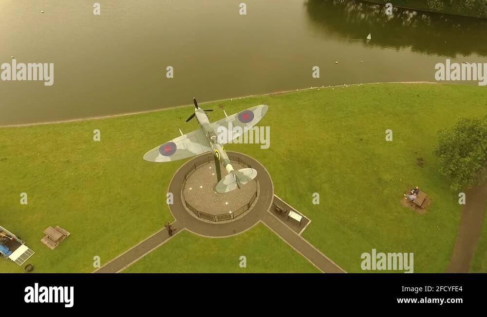 Flight spitfire Stock Videos & Footage - HD and 4K Video Clips - Alamy