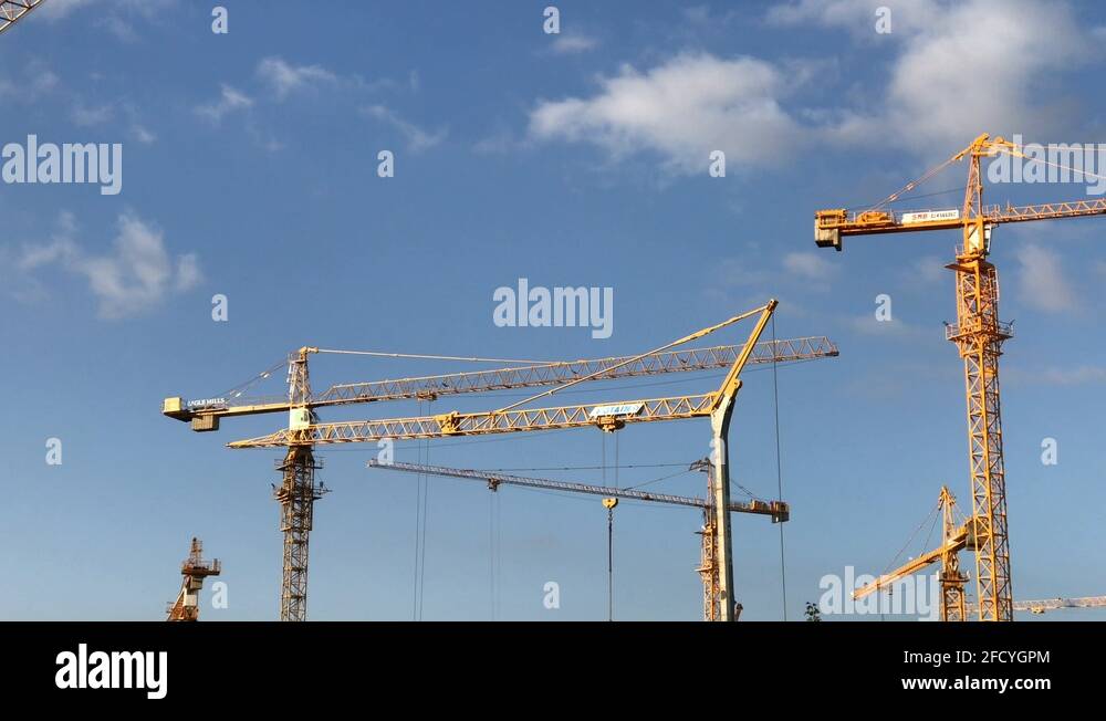 Hammerhead tower Stock Videos & Footage - HD and 4K Video Clips - Alamy