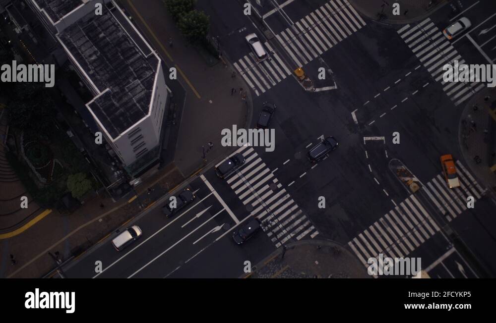 Top Down View Of Intersection In Tokyo, Japan Stock Video Footage - Alamy