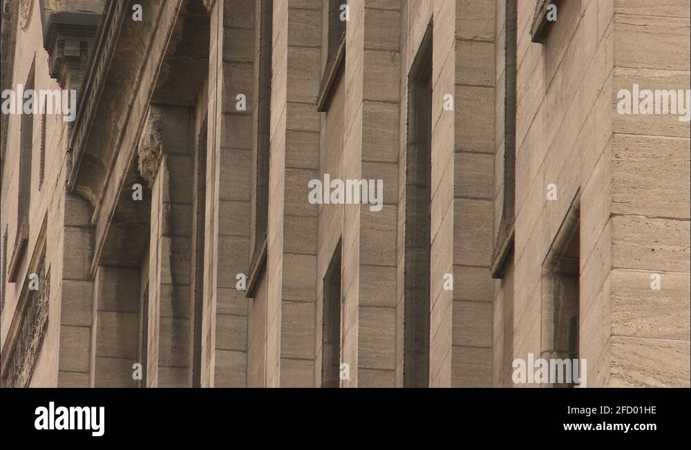 Royal palace walls Stock Videos & Footage - HD and 4K Video Clips - Alamy