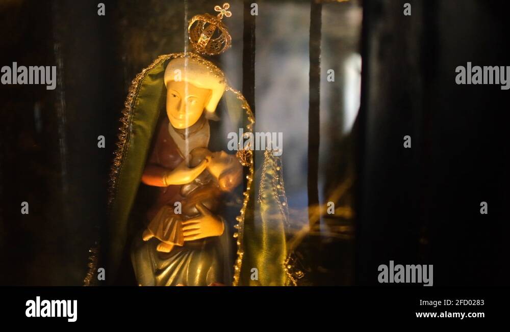 Baby jesus figure Stock Videos & Footage - HD and 4K Video Clips - Alamy