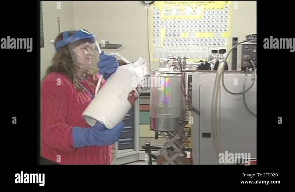 Science lab gear Stock Videos & Footage - HD and 4K Video Clips - Alamy