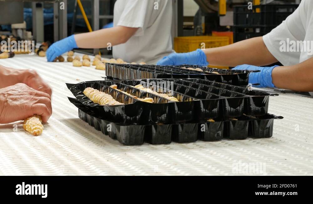 Cooking boxes Stock Videos & Footage - HD and 4K Video Clips - Alamy