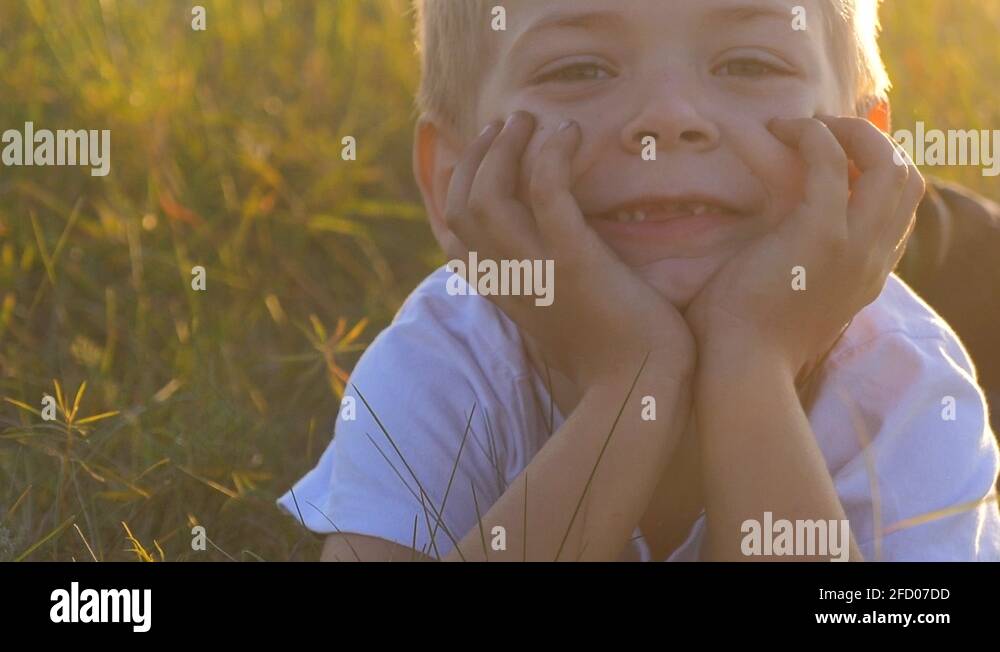 Toothless child Stock Videos & Footage - HD and 4K Video Clips - Alamy