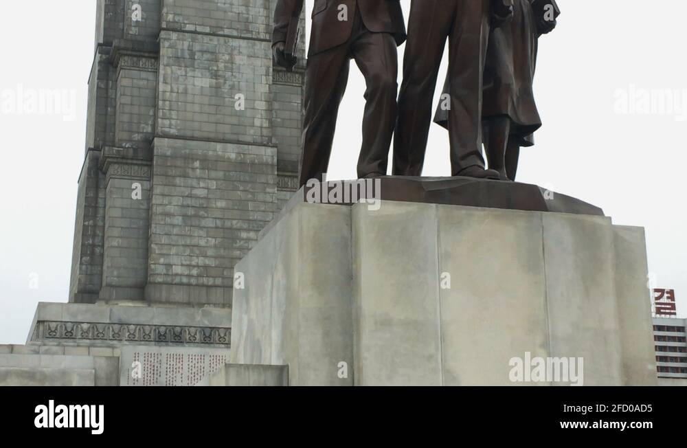 Huge communist statue Stock Videos & Footage - HD and 4K Video Clips ...