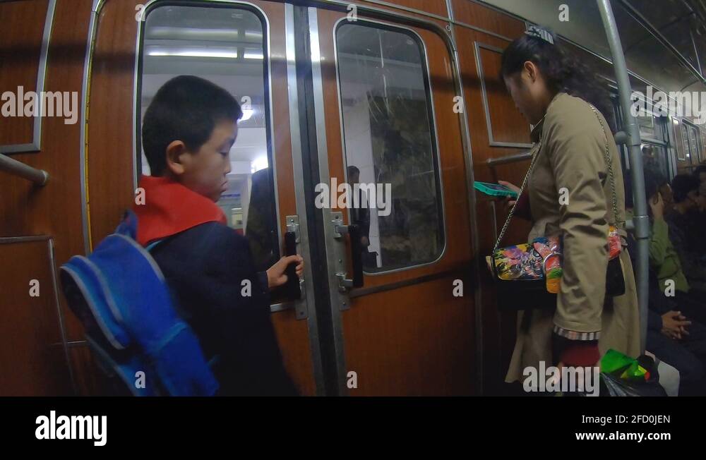 Pushing full train Stock Videos & Footage - HD and 4K Video Clips - Alamy