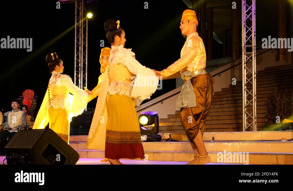 Traditional thai dance Stock Videos & Footage - HD and 4K Video Clips ...