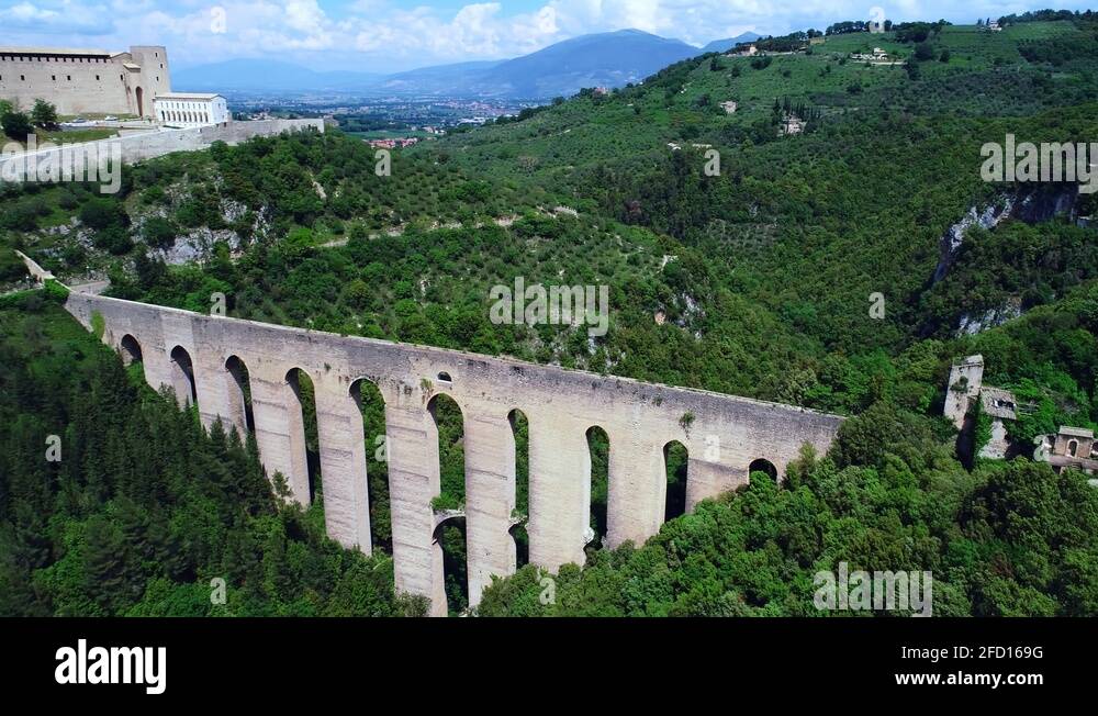 Ponte delle torri bridge in spoleto Stock Videos & Footage - HD and 4K ...