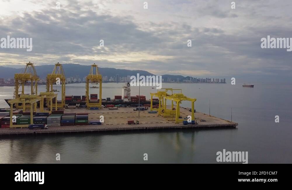 Container terminal Stock Videos & Footage - HD and 4K Video Clips - Alamy