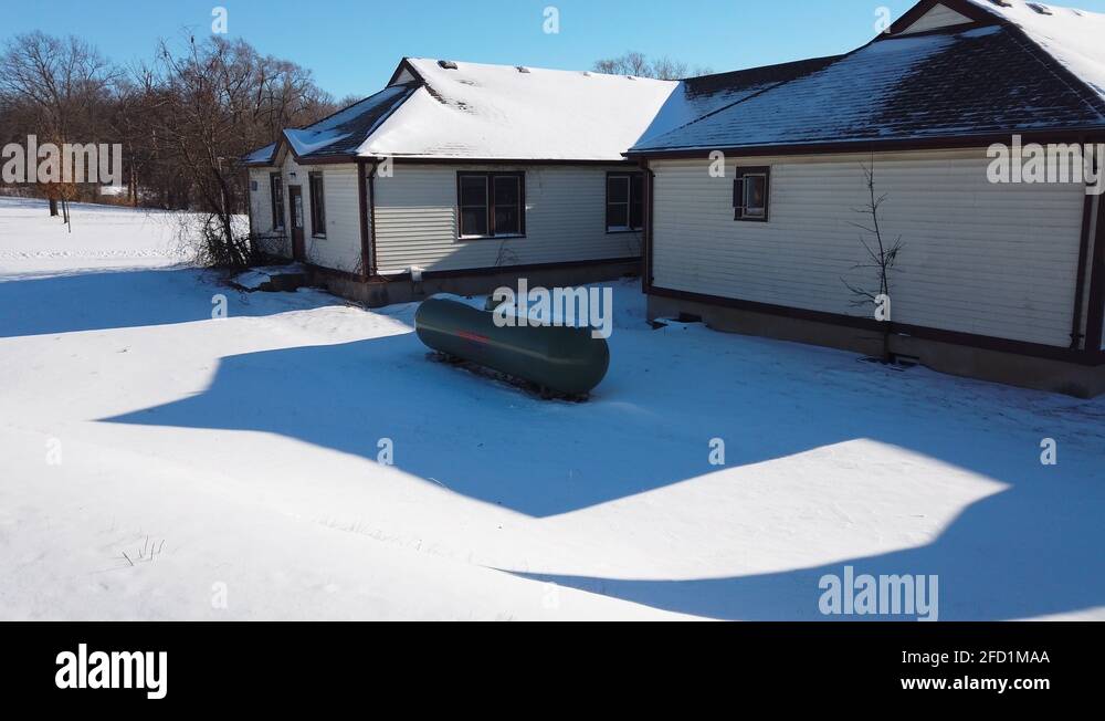 Log building exterior Stock Videos & Footage - HD and 4K Video Clips ...