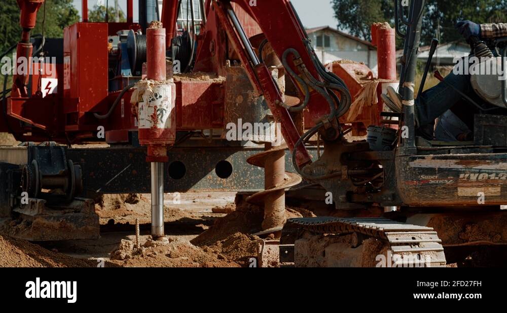Rotary drilling rig Stock Videos & Footage - HD and 4K Video Clips - Alamy