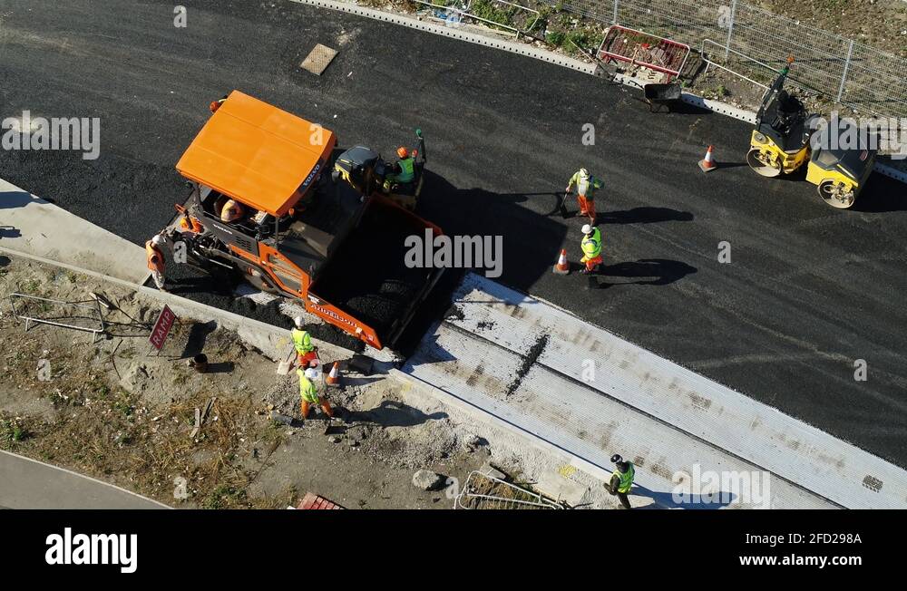 Tarmacking trucks Stock Videos & Footage - HD and 4K Video Clips - Alamy