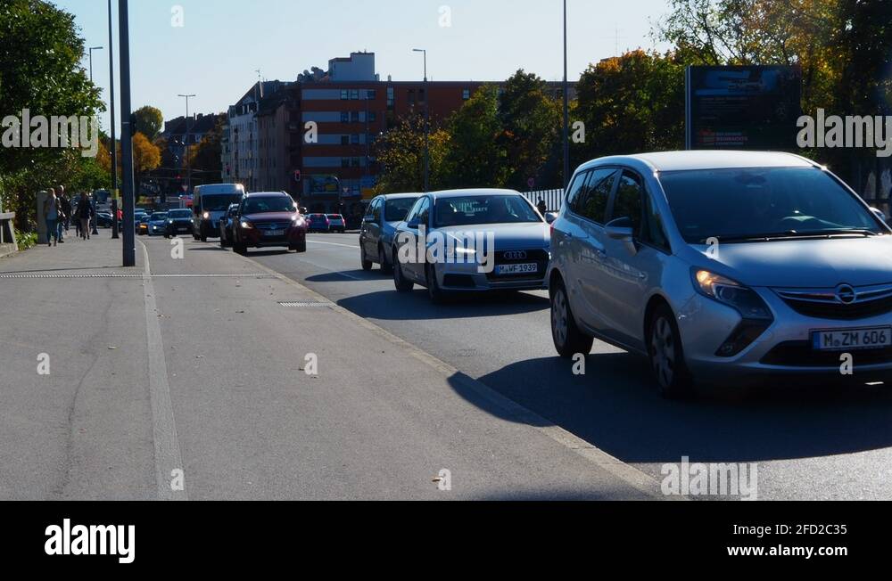 Pull off the road Stock Videos & Footage - HD and 4K Video Clips - Alamy