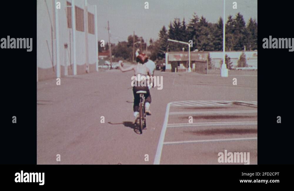 Empty signals Stock Videos & Footage - HD and 4K Video Clips - Alamy