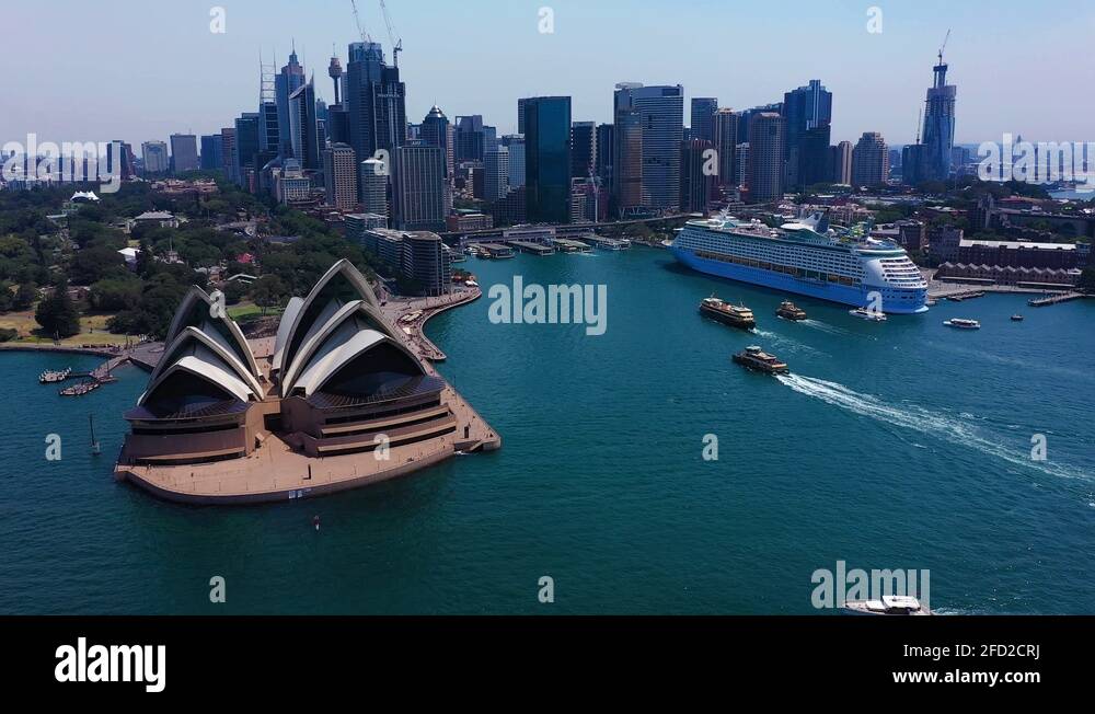 Sydney opera house front Stock Videos & Footage - HD and 4K Video Clips ...