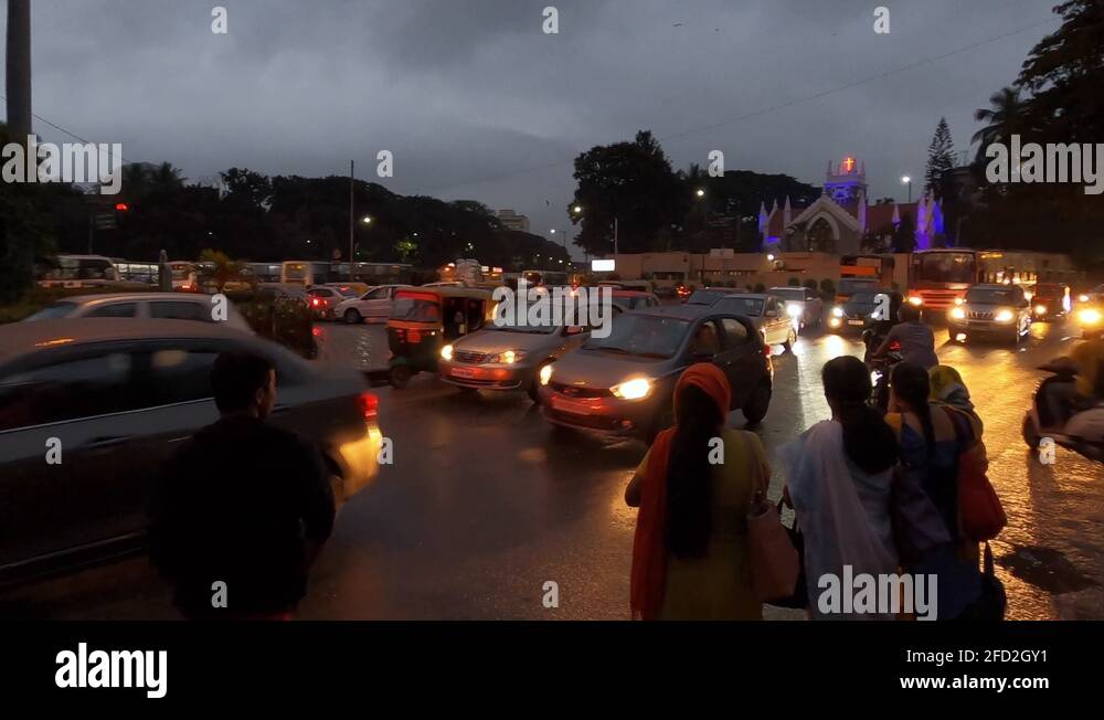 Woman crossing road india Stock Videos & Footage - HD and 4K Video ...