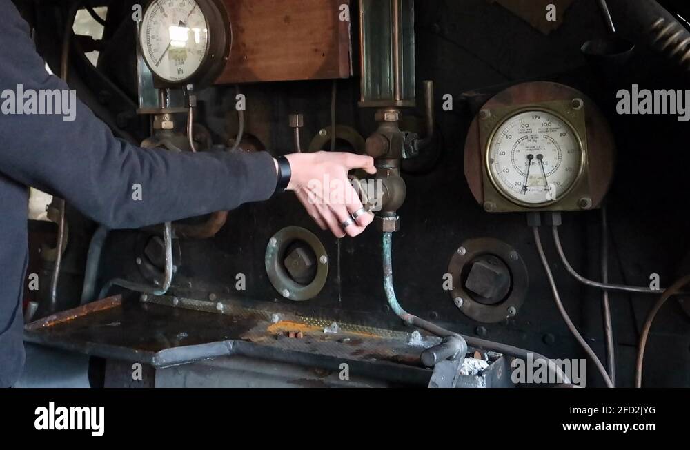 Vintage controls Stock Videos & Footage - HD and 4K Video Clips - Alamy