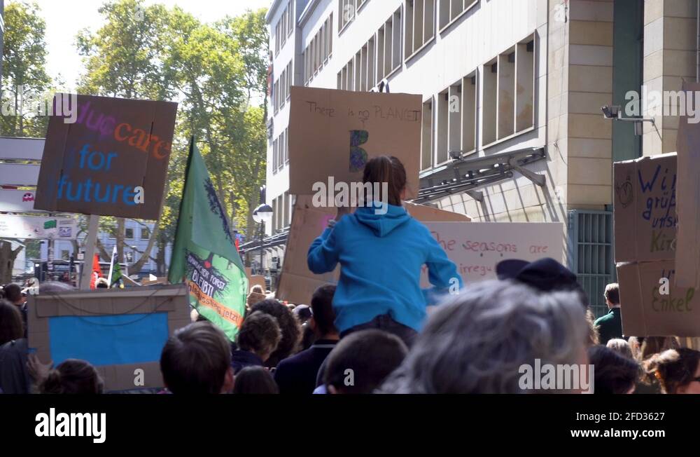 Cologne people Stock Videos & Footage - HD and 4K Video Clips - Alamy