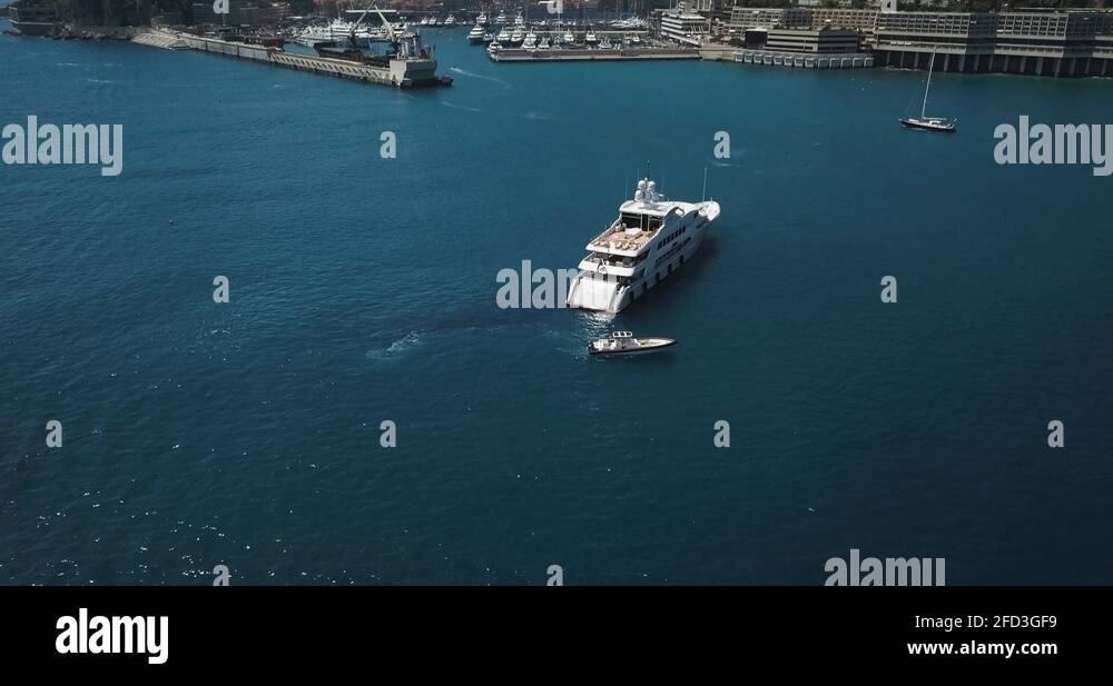 Large hercules Stock Videos & Footage - HD and 4K Video Clips - Alamy