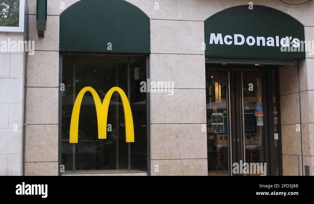 Mcdonalds storefront Stock Videos & Footage - HD and 4K Video Clips - Alamy