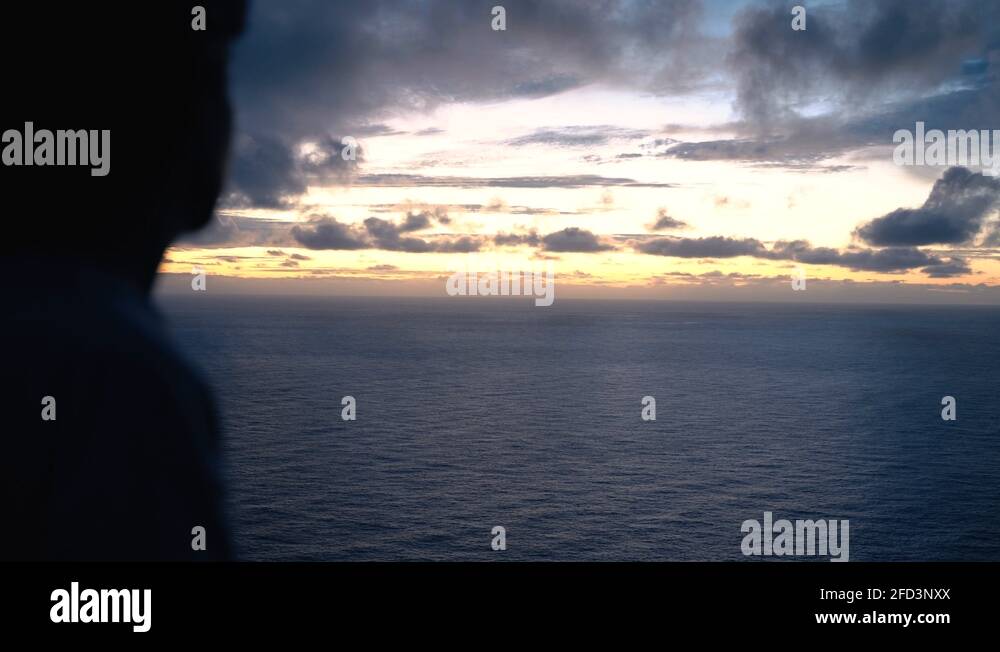 Edge of frame Stock Videos & Footage - HD and 4K Video Clips - Alamy