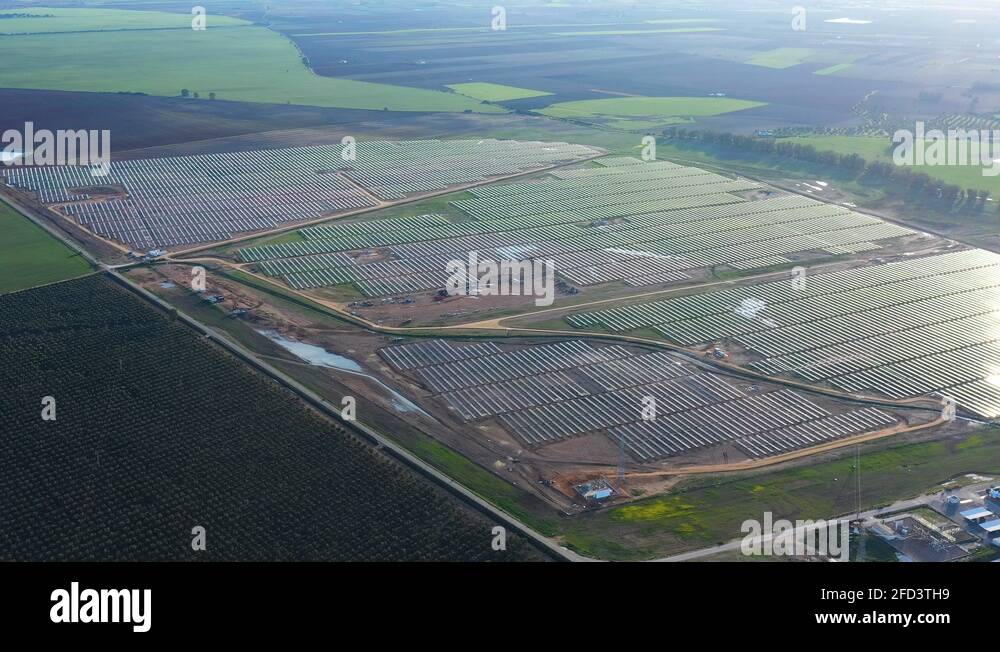 Spain solar plant Stock Videos & Footage - HD and 4K Video Clips - Alamy