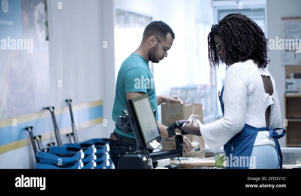 Cashier customer receipt supermarket Stock Videos & Footage - HD and 4K ...