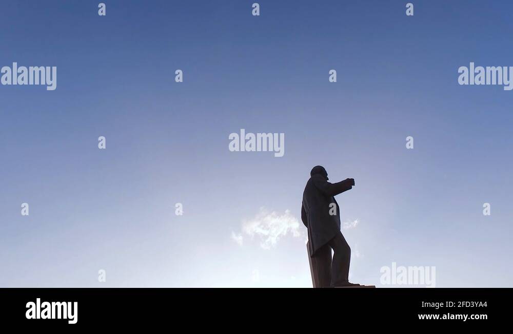 Statue gorg borg olivier Stock Videos & Footage - HD and 4K Video Clips ...