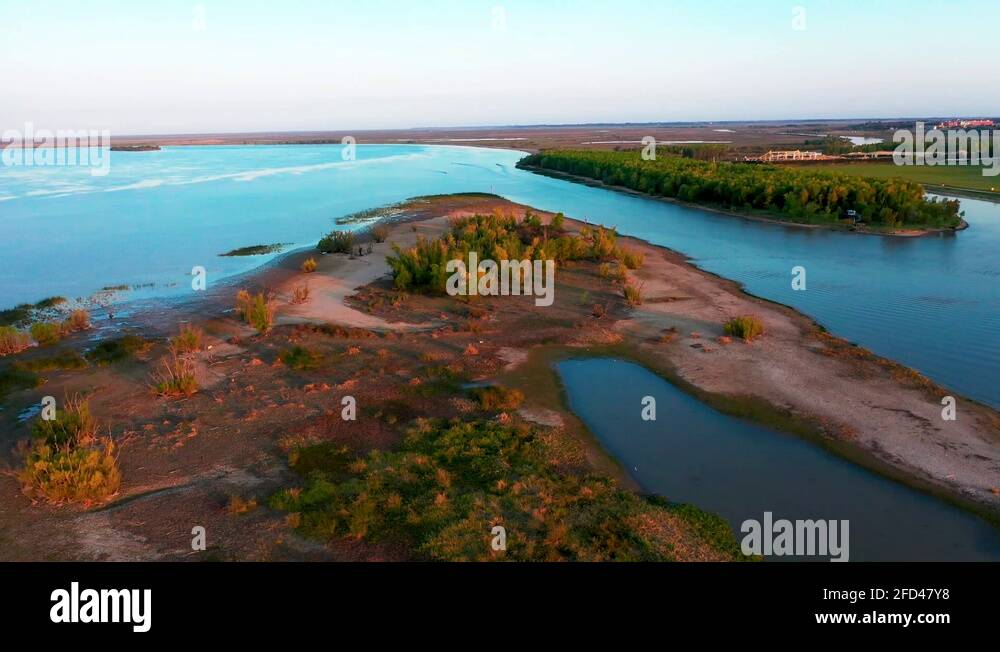 Rio paraná Stock Videos & Footage - HD and 4K Video Clips - Alamy