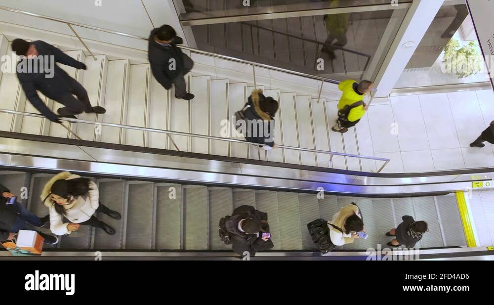 People flow Stock Videos & Footage - HD and 4K Video Clips - Alamy