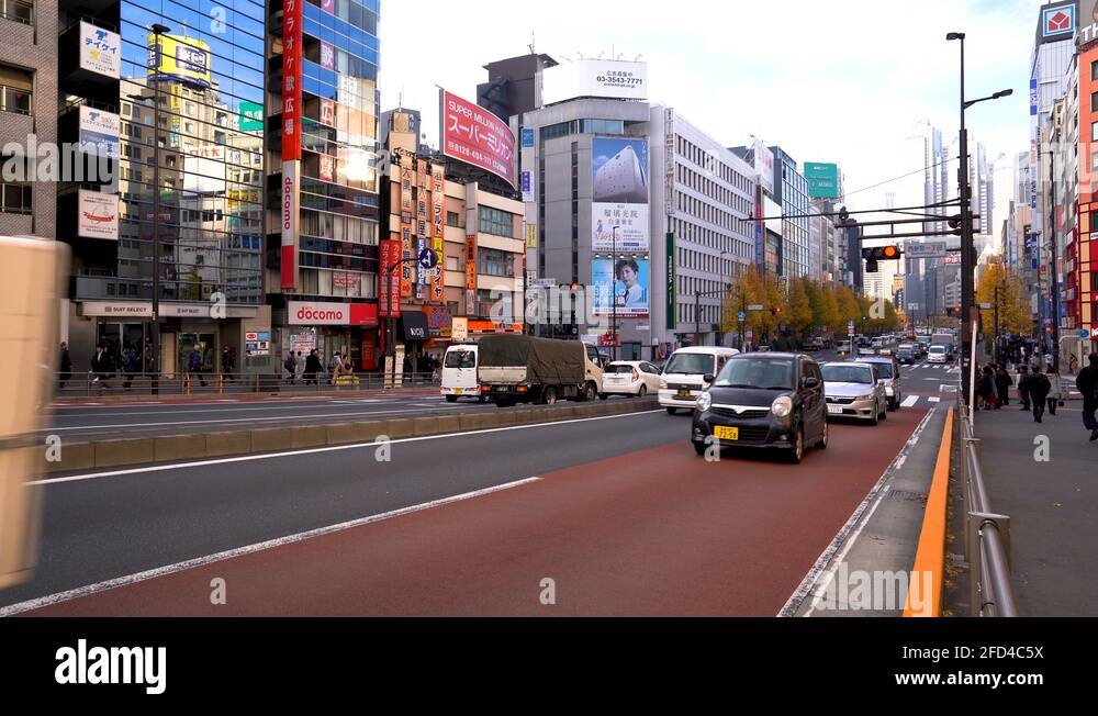 Busy tokyo street Stock Videos & Footage - HD and 4K Video Clips - Alamy