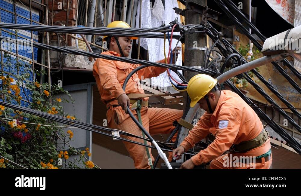 Broken utility pole Stock Videos & Footage - HD and 4K Video Clips - Alamy