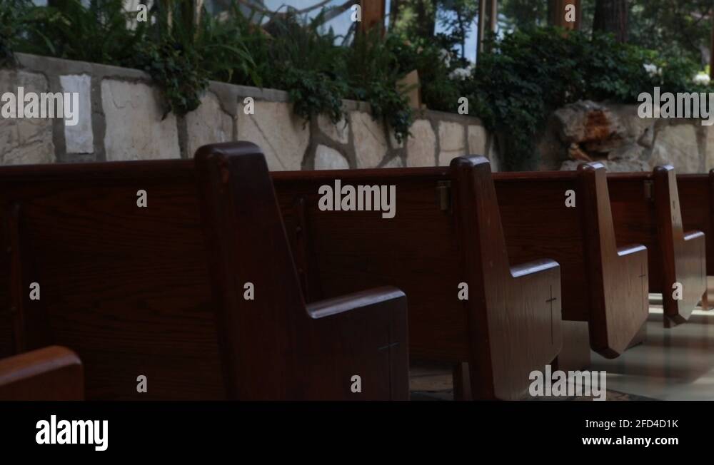 Church empty pews Stock Videos & Footage - HD and 4K Video Clips - Alamy