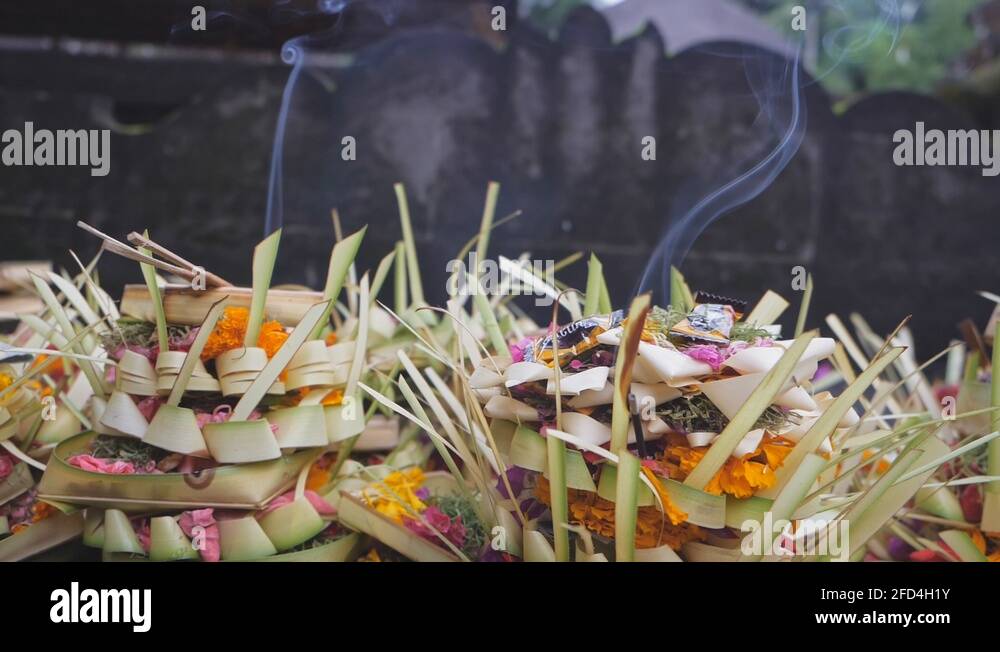 Balinese traditional worship offerings Stock Videos & Footage - HD and ...