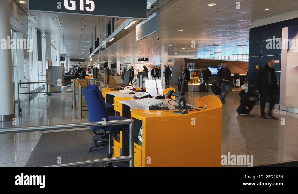 Airport gate desk Stock Videos & Footage - HD and 4K Video Clips - Alamy
