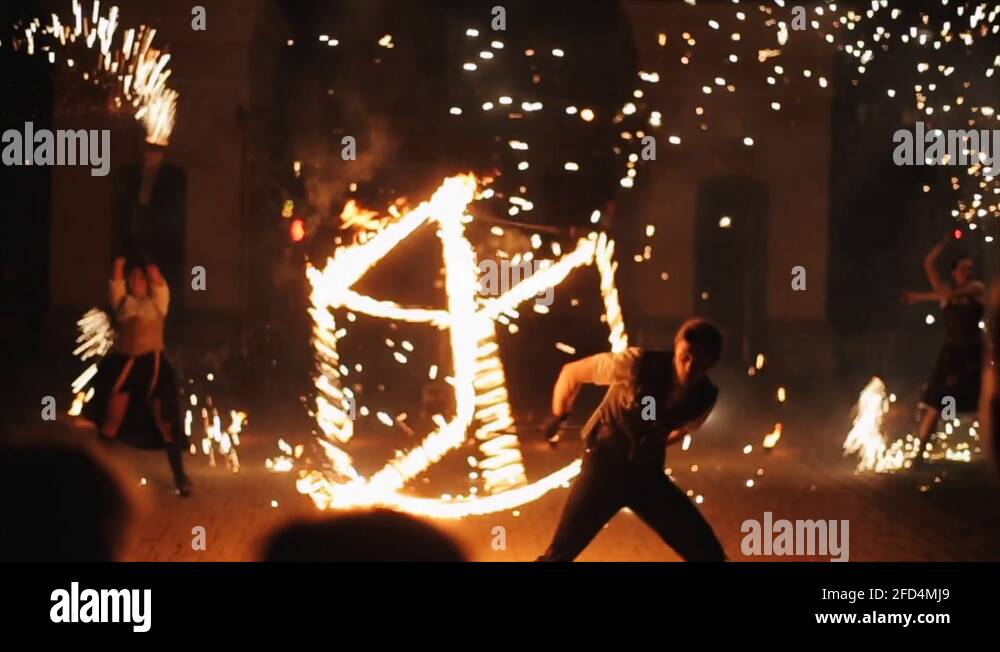 Show cube Stock Videos & Footage - HD and 4K Video Clips - Alamy