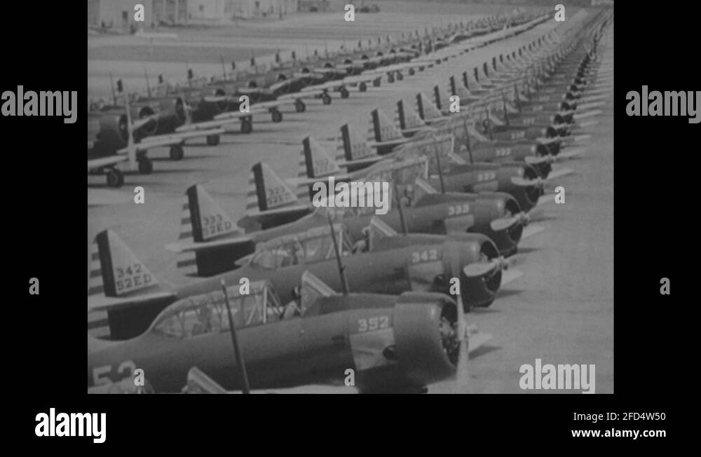 Start engines Stock Videos & Footage - HD and 4K Video Clips - Alamy