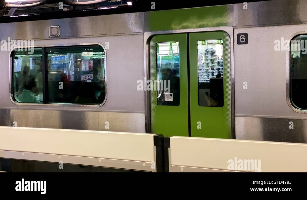 Shibuya railway station Stock Videos & Footage - HD and 4K Video Clips ...