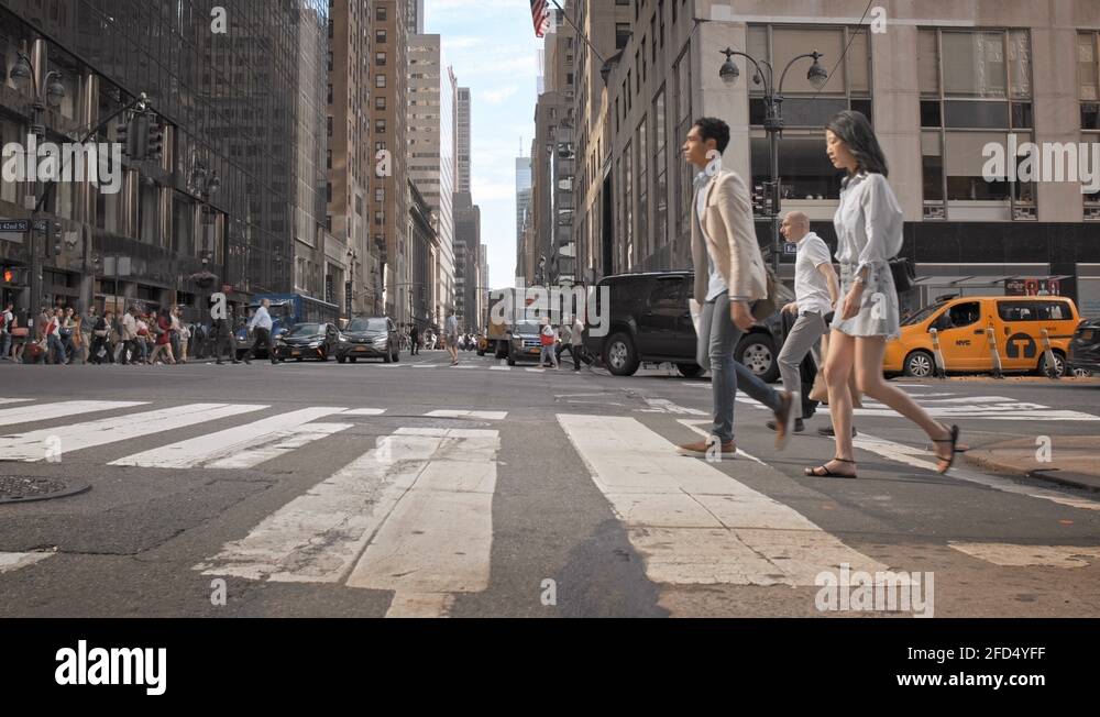 Walking busy street Stock Videos & Footage - HD and 4K Video Clips - Alamy