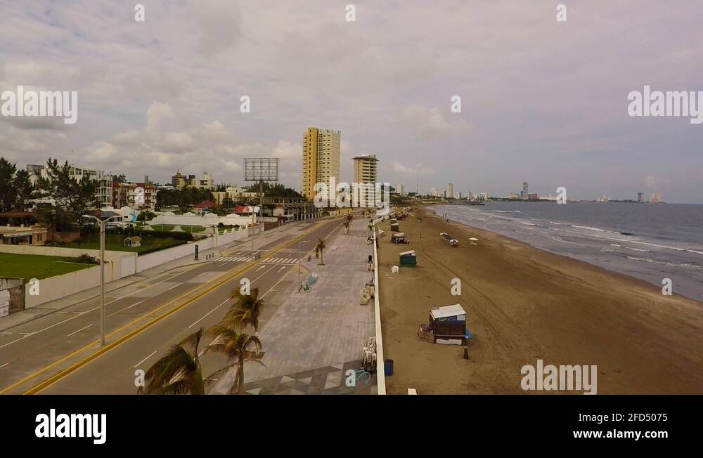 Boca do rio Stock Videos & Footage - HD and 4K Video Clips - Alamy