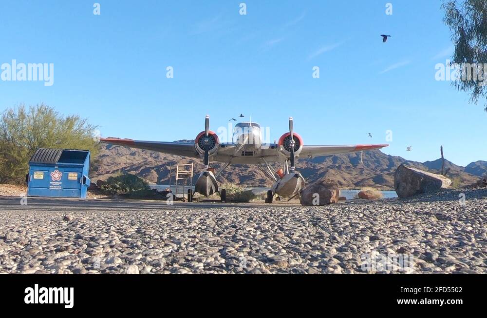 Man plane background Stock Videos & Footage - HD and 4K Video Clips - Alamy